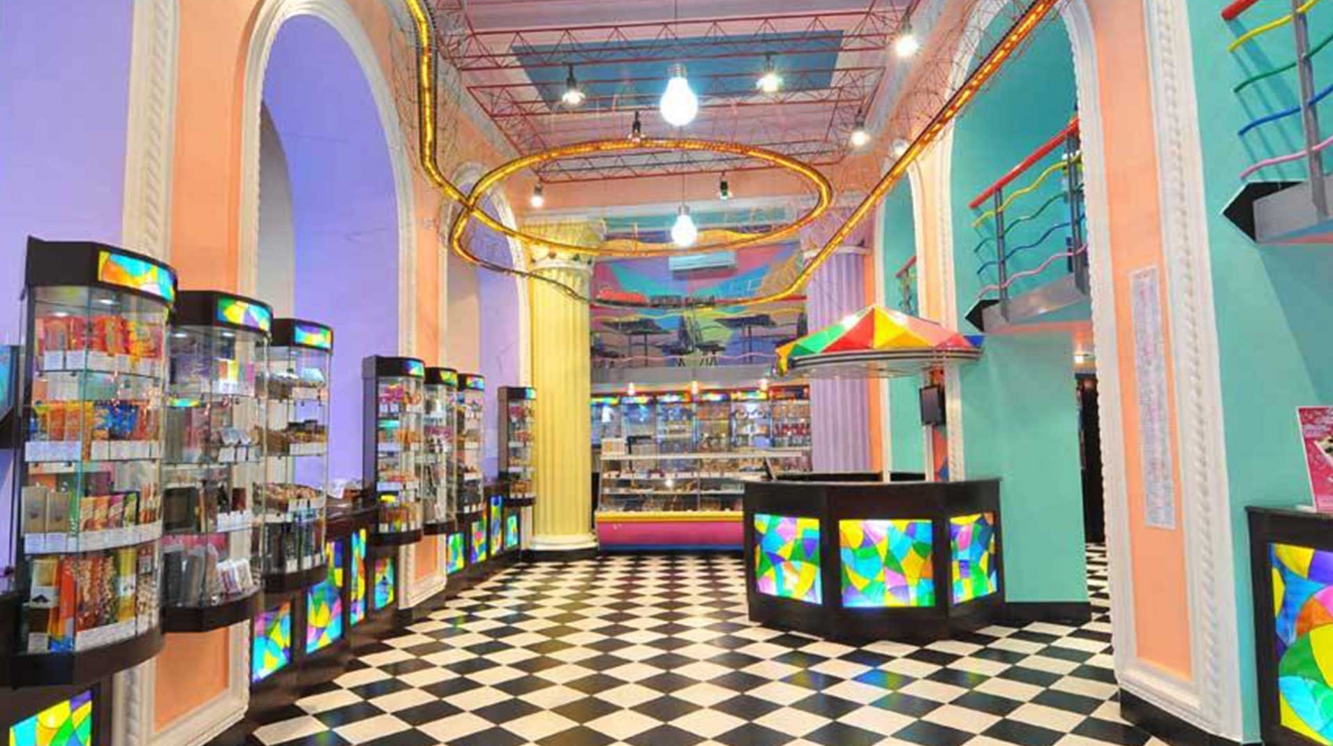 Holiday Inn Express Yerevan – X-Art